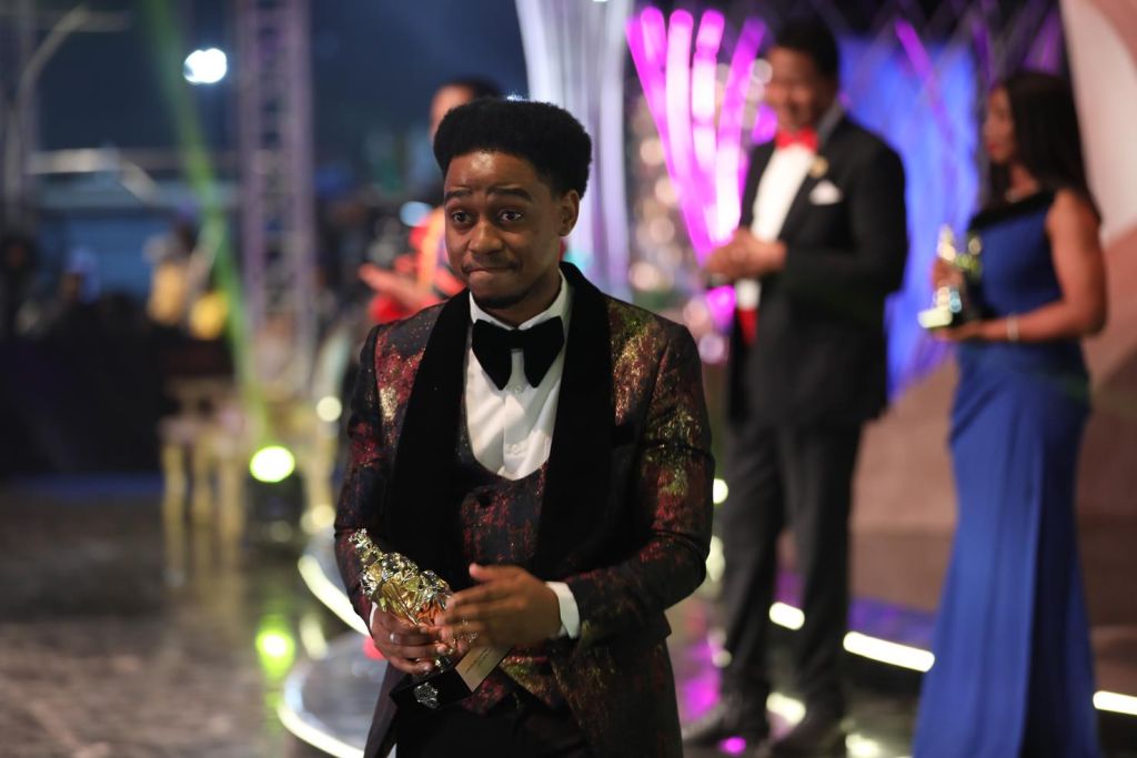 Mercy Tshiamo Clinches #1 Spot as Psalmist of the Year 2022 | Inside ...